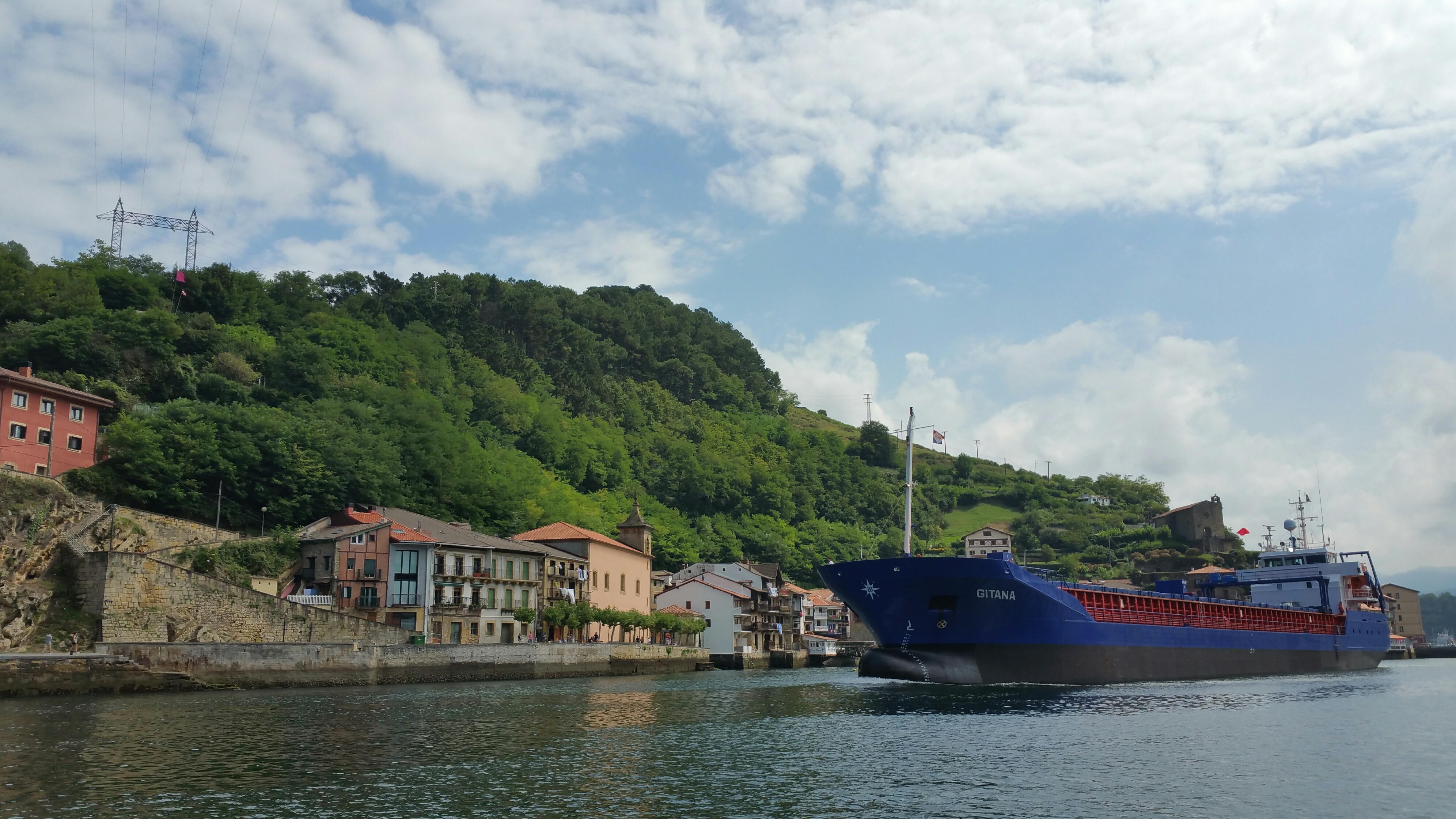 Barco en Pasaia | TurismoVasco.com
