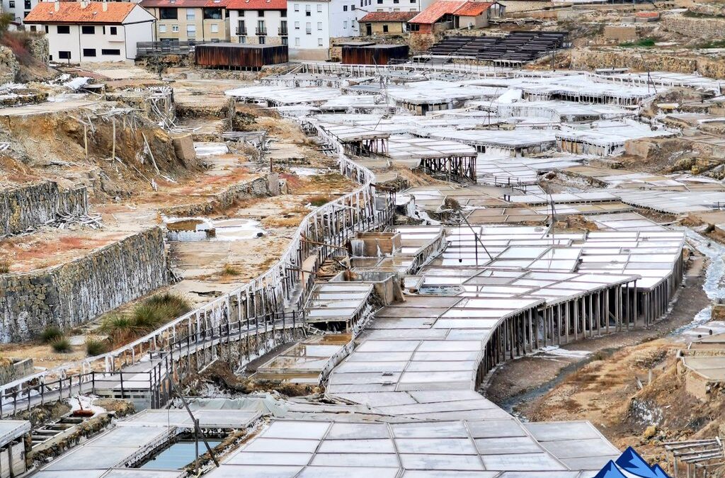 Añana salt valley, Añana region | TurismoVasco.com